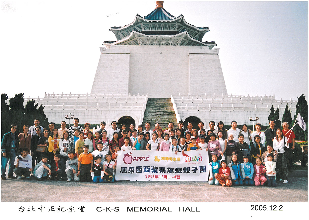 30 Years of Journeys, Apple by Your Side - Apple Vacations Malaysia